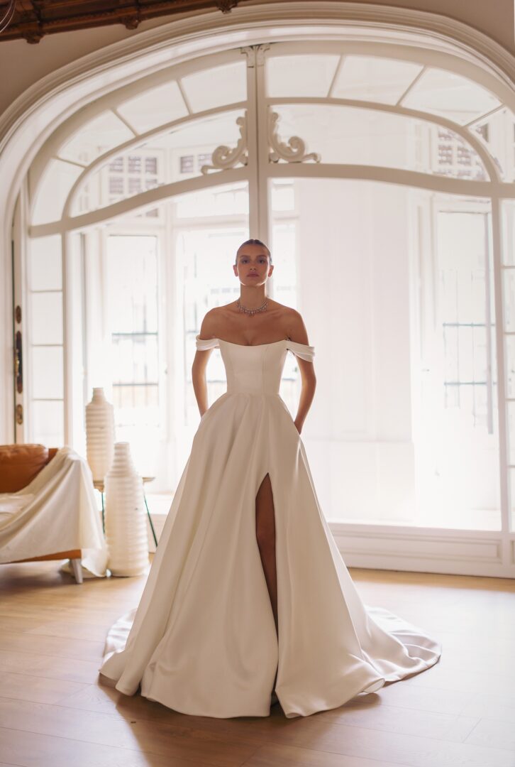 Straight wedding dress «Marlowe» with slit | WONA