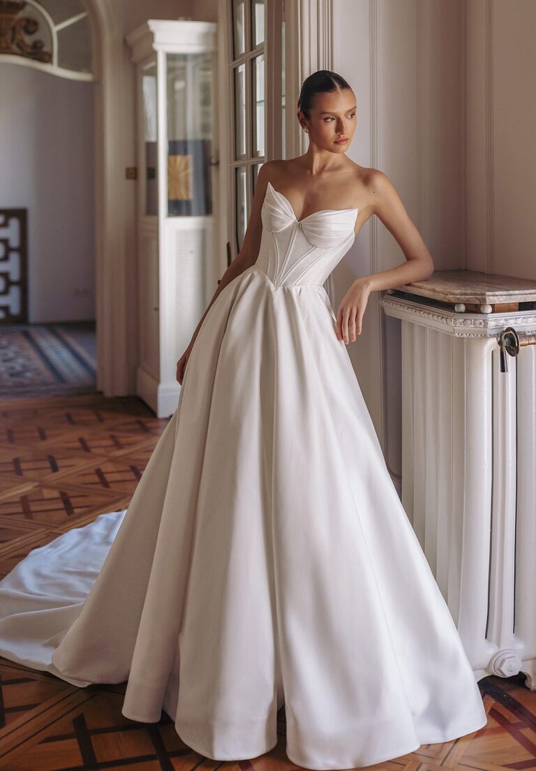 Different types of wedding dresses: all about silhouettes & shapes